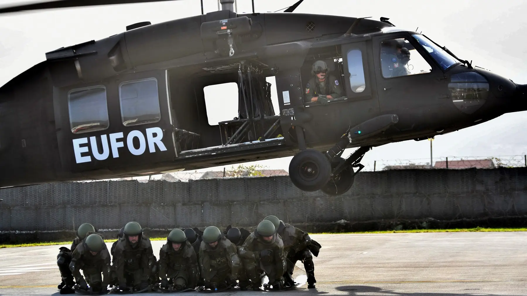 EUFOR raspoređuje rezervne snage u BiH: Vojnici i oprema stižu kopnenim putem i transportnim ...